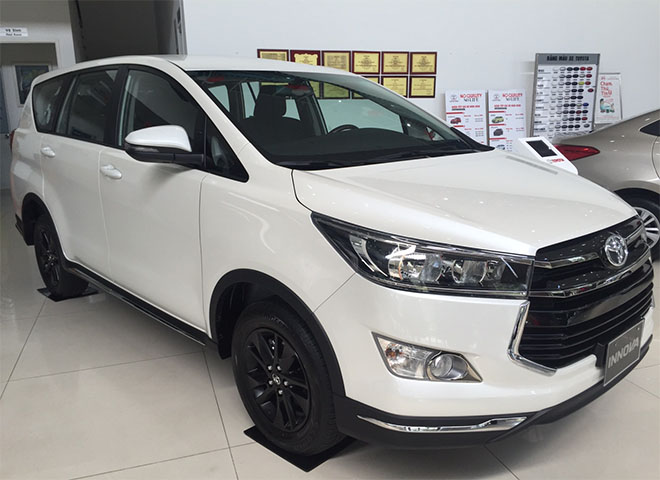 Giá xe Toyota Innova 2019 - Cơ hội mua xe Innova giá tốt nhất trong năm