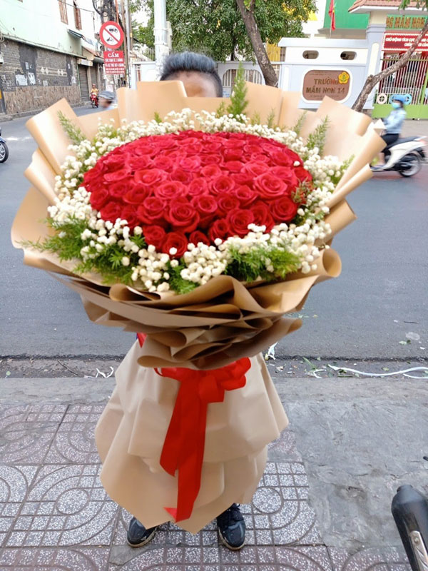 Hoa tươi Mrhoa giới thiệu những bó hoa "siêu to khổng lồ" - xu hướng ...