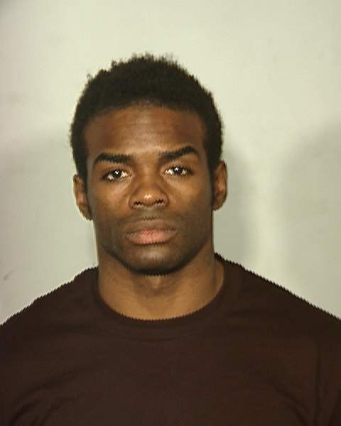 Xác vũ nữ xinh đẹp bị đổ bê tông: Mối quan hệ bạo lực