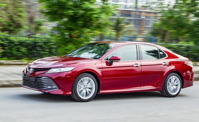 Giá lăn bánh xe Camry 2020 và thông số kỹ thuật chi tiết