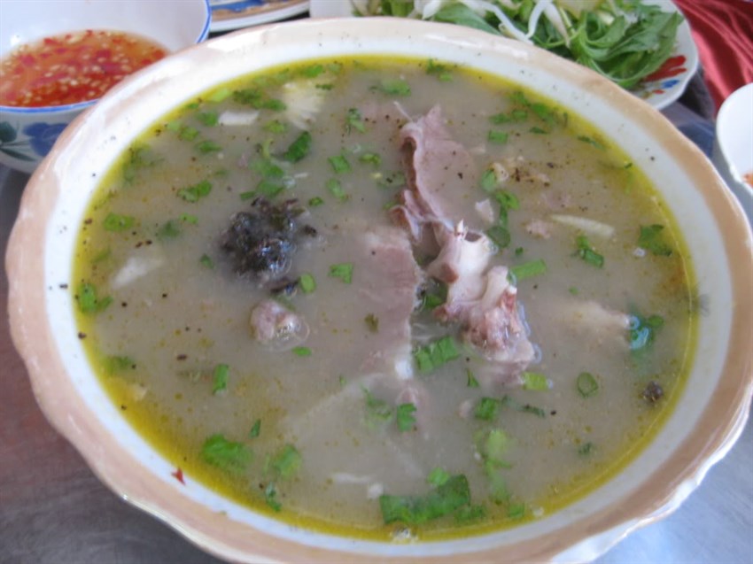 Món lòng heo được nâng tầm lên thành đặc sản, ngon ngất ngây