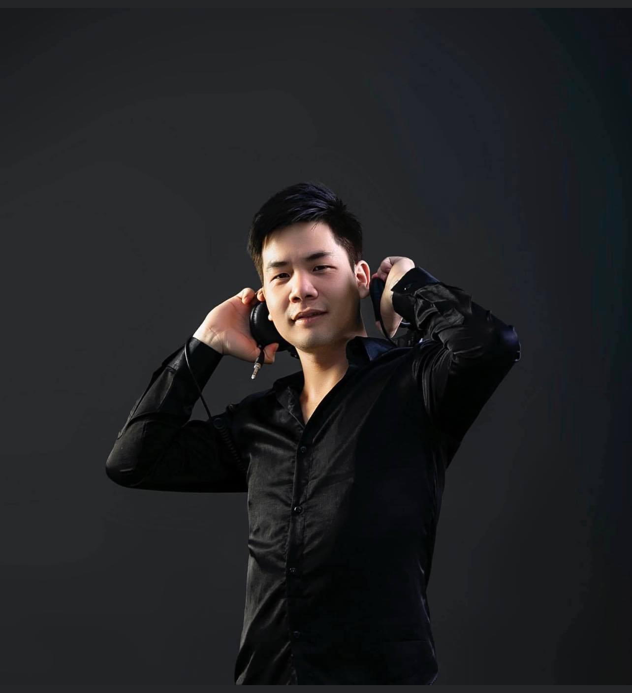 Nam DJ 9X vươn lên từ nghèo khó, quyết định táo bạo khi vào Nam