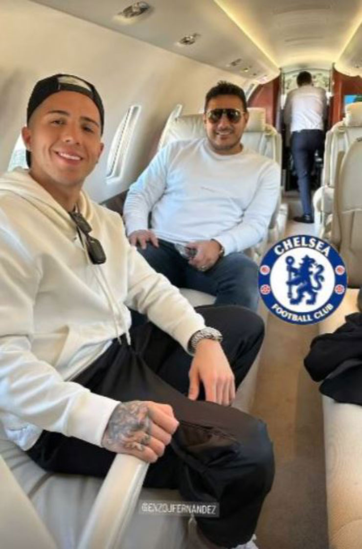 Enzo Fernandez CHÍNH THỨC cập bến Chelsea, fan mơ khuynh đảo Ngoại hạng Anh