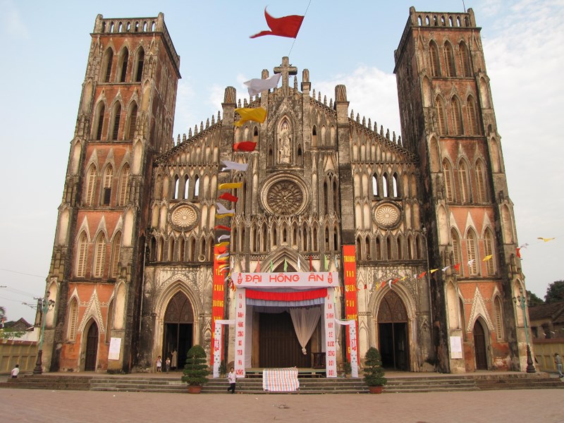 Bạn biết gì về 4 Vương cung thánh đường tại Việt Nam?