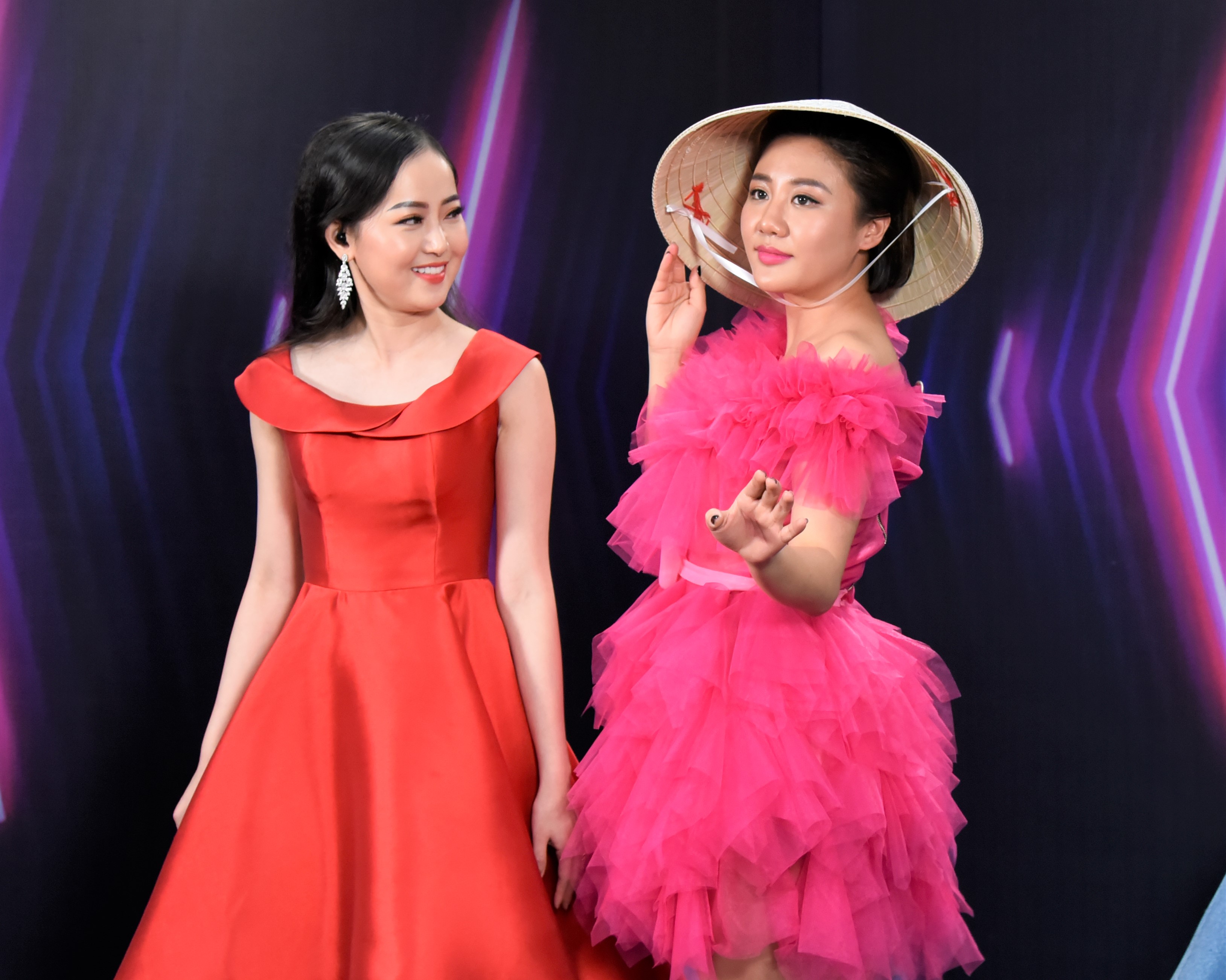 Phản ứng Của Văn Mai Hương Khi Bị Nhắc đến Tình Cũ Lê Hiếu