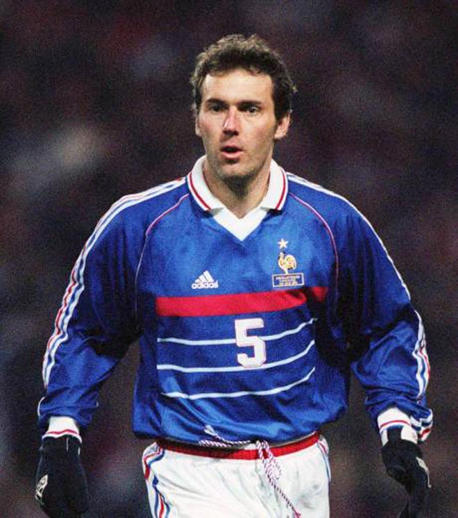 Siêu hậu vệ "dội bom" Laurent Blanc 153 bàn: Ngài "Tổng thống" có bản ...