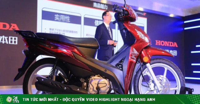 Cận cảnh bộ đôi xe Honda Wave 110 mới nhìn như loại xe thồ