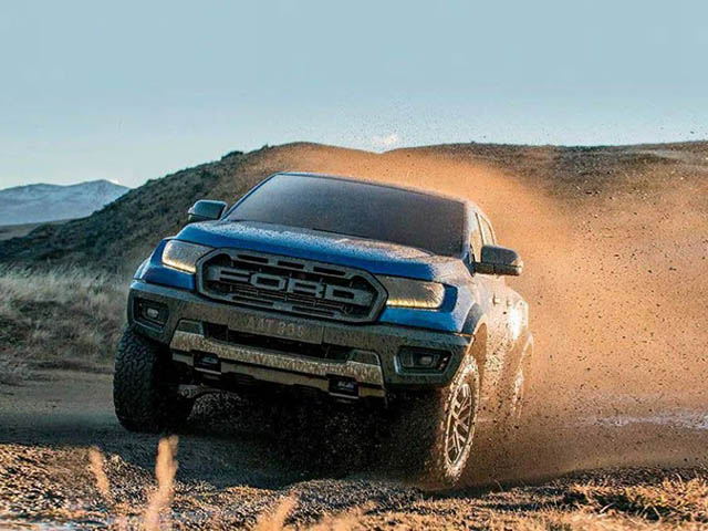 Giá xe Ford Ranger Raptor niêm yết và lăn bánh tháng 9/2022