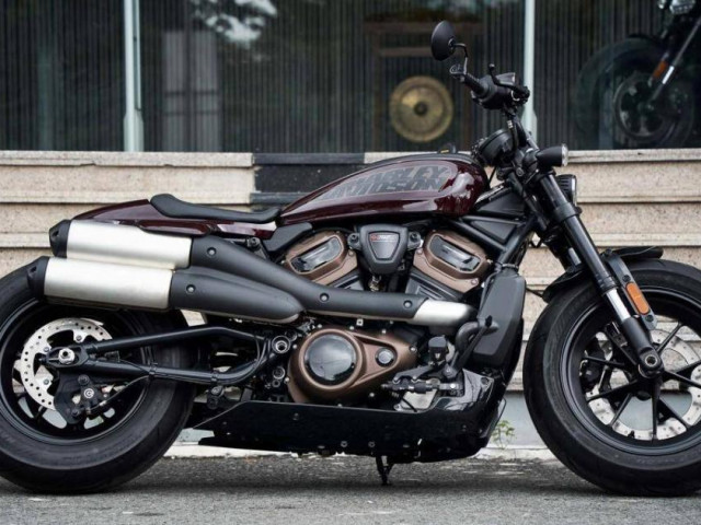 Có gì trên chiếc xe cổ điển Harley-Davidson 48?