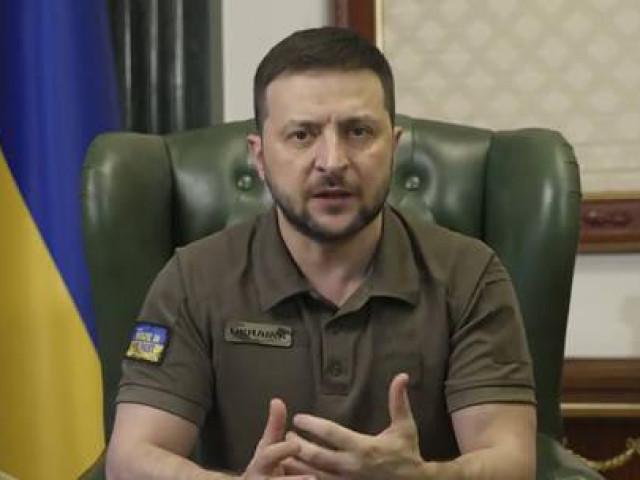 Ukraine bắt đầu nhận tên lửa diệt hạm từ Đan Mạch, pháo tự hành từ Mỹ