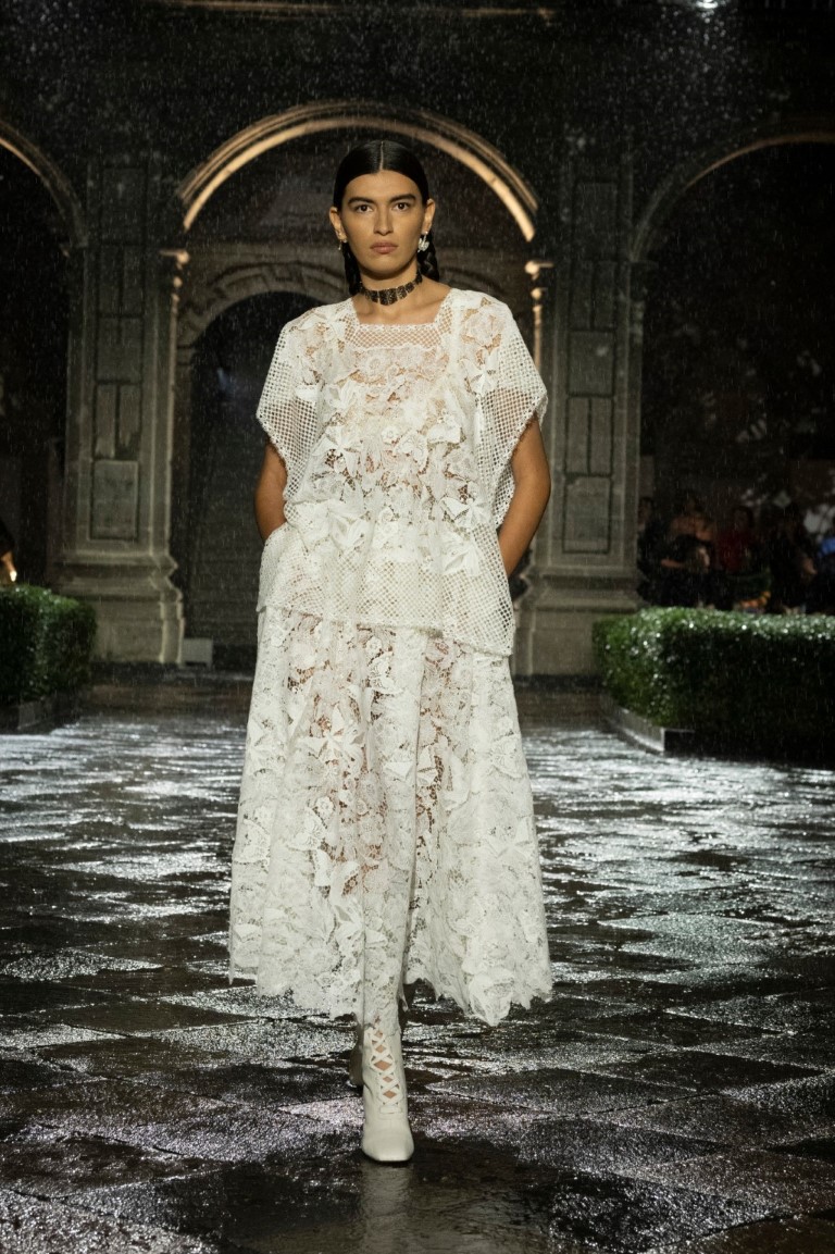 Bộ sưu tập Cruise 2024 của Dior là một bức thư tình gửi đến Mexico