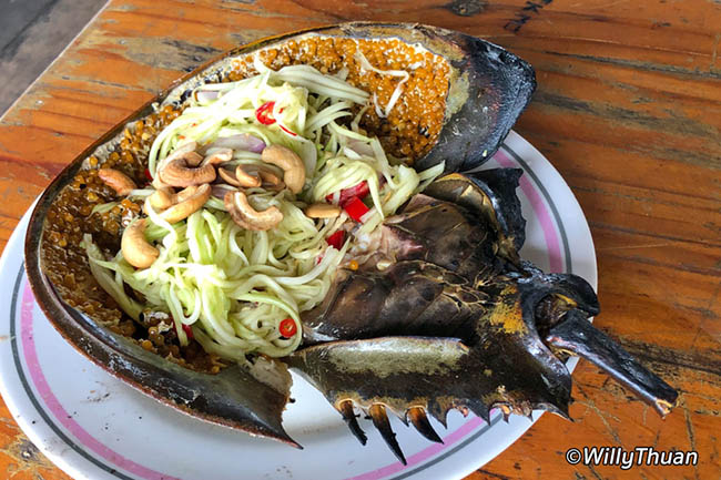 Gỏi cua móng ngựa, món ăn đáng sợ thách thức du khách khi đến Thái Lan