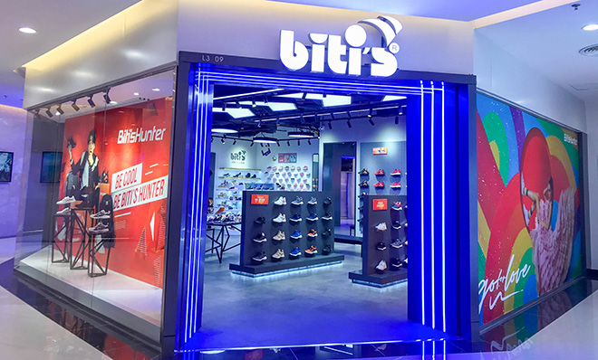 Khách hàng choáng ngợp khi Biti’s thay đổi diện mạo theo chuẩn thời ...