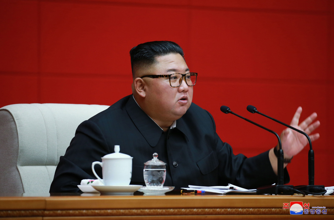 Thủ tướng Triều Tiên bất ngờ bị ông Kim Jong Un thay thế