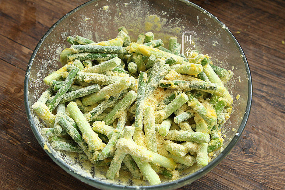 Không phải củ, cây tỏi có một bộ phận cực bổ dưỡng, làm món gì cũng ngon