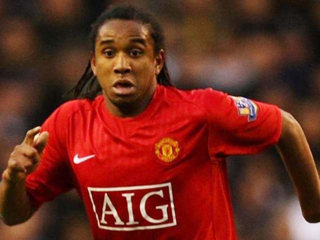 Cựu SAO MU Anderson đối mặt án tù 10 năm, nghi cầm đầu đường dây tội phạm