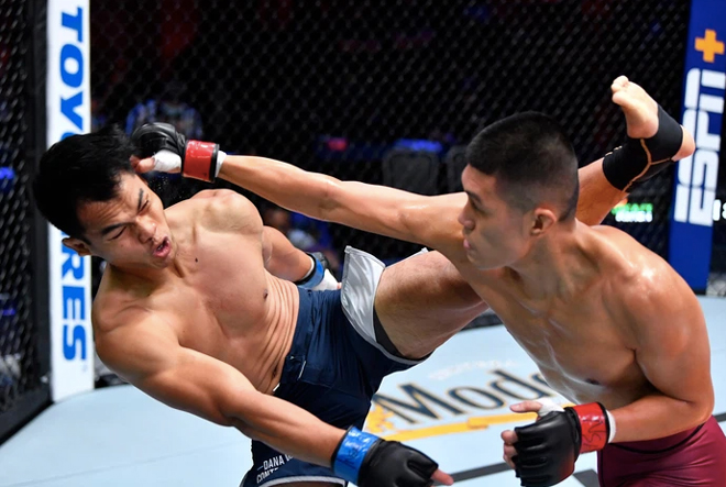 Võ sĩ gốc Việt Steven Nguyễn khiến "vua rừng" MMA nhận thất bại đầu tiên