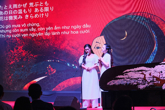 Toyota mang dự án Opera "Công nữ Anio” đến gần hơn với công chúng