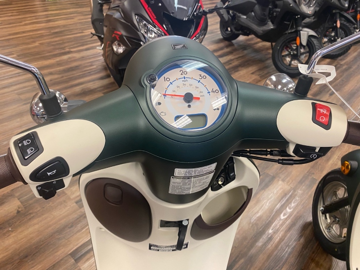 2023 Honda Metropolitan ra mắt, giá chát hơn 60 triệu đồng