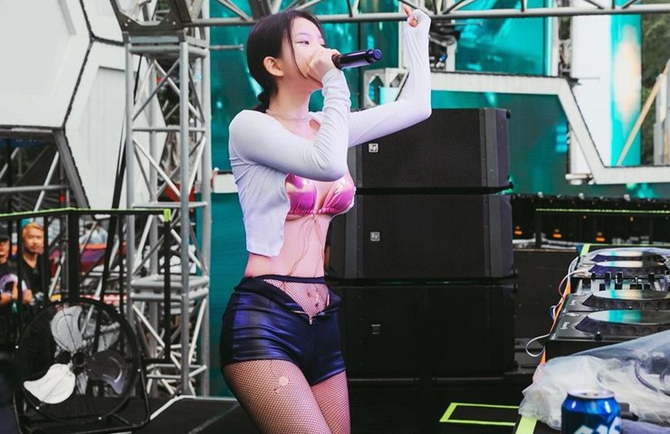 Đánh nhạc xuyên đêm, hai mỹ nhân vẫn làm điều này mỗi sáng để có vóc ...