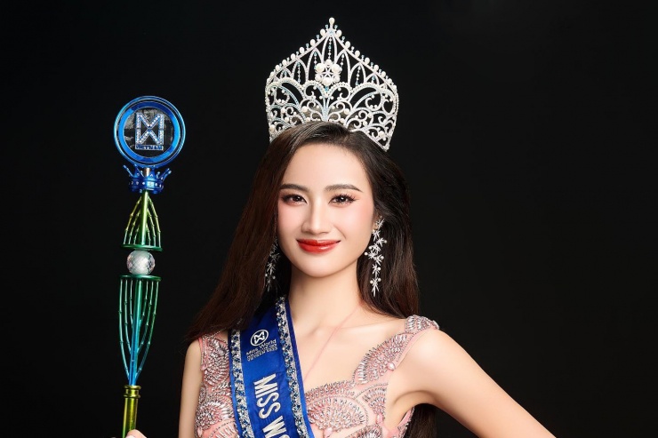 BTC Miss World Vietnam lên tiếng về thông tin Hoa hậu Ý Nhi và gia đình ...