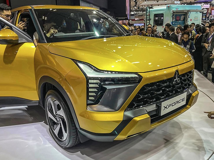 Ảnh thực tế Mitsubishi X-Force vừa ra mắt, giá 593 triệu đồng