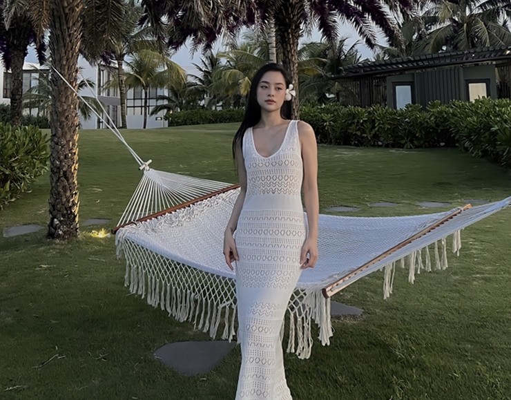 Ngọc Nữ Lookbook Khoe Vóc Dáng Quyến Rũ Với đồ Bơi