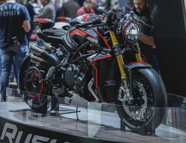Ngắm 2020 MV Agusta Rush 1000 đè bẹp "quỷ đỏ” Ducati Streetfighter V4 S
