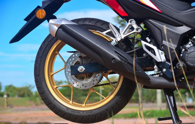 2020 Honda RS150R V2 vận hành mượt mà, thiết kế khác Winner X