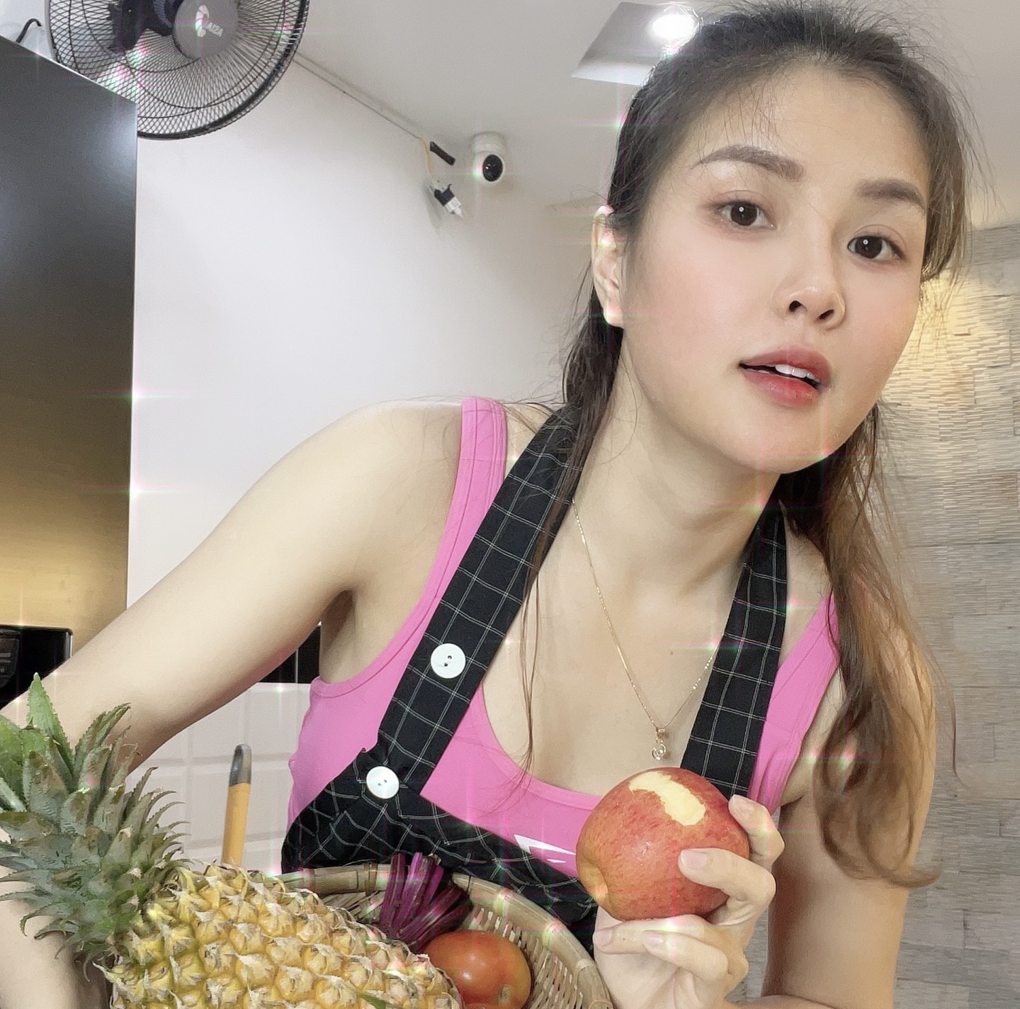Thu Nhi Eat Clean: "Hạnh phúc khi được lan tỏa nguồn năng lượng tích cực cho giới trẻ”
