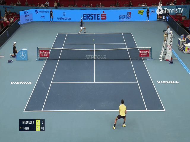 Nóng bỏng tennis giải ATP 250: Tsitsipas ghi danh chung kết, "Hoàng tử ...